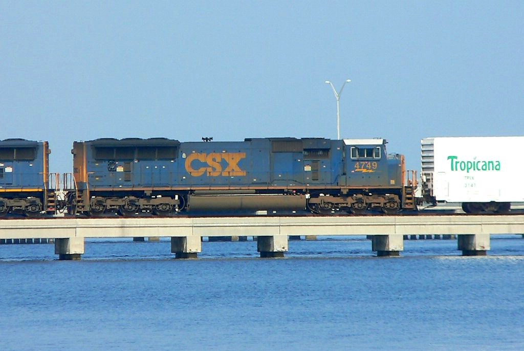 CSX 4749